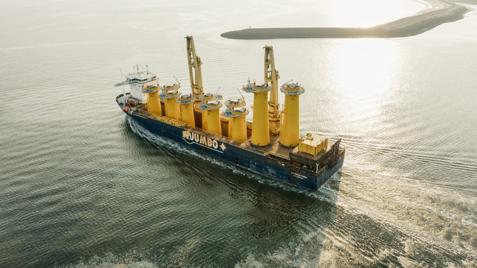 Maximizing monopile and transition piece transport for DEME offshore ...