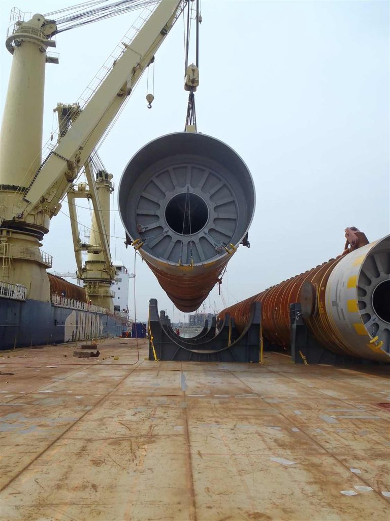 Jumbo transports 16 piles for the prelude field » Jumbo Maritime