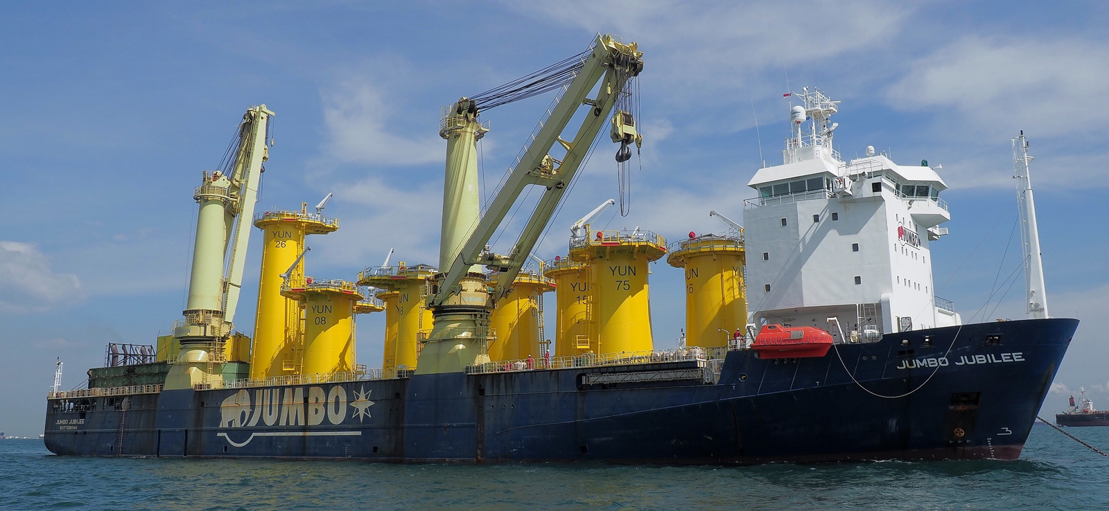 Jumbo Jubilee | Heavy Lift Cargo Vessel | View our fleet