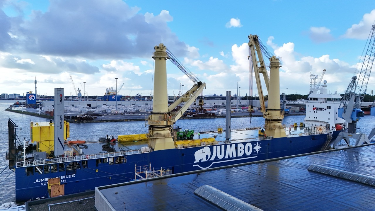 Jumbo installs wind assisted propulsion to Jumbo Jubilee in latest ...